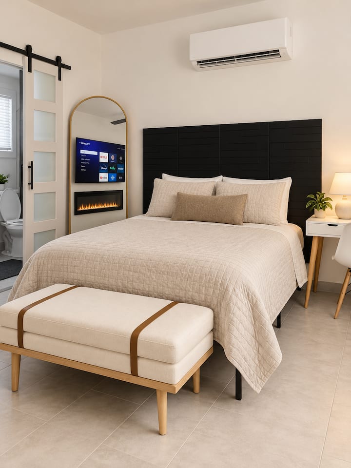Antilla Oasis Private Guesthouse - Orlando, FL