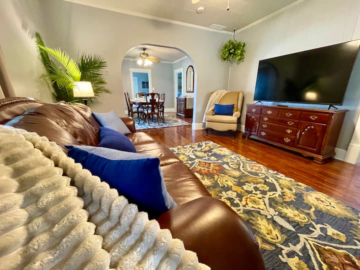 Charming"bungalow Home" Near-park*lake*restaurants - Catawba Island, OH