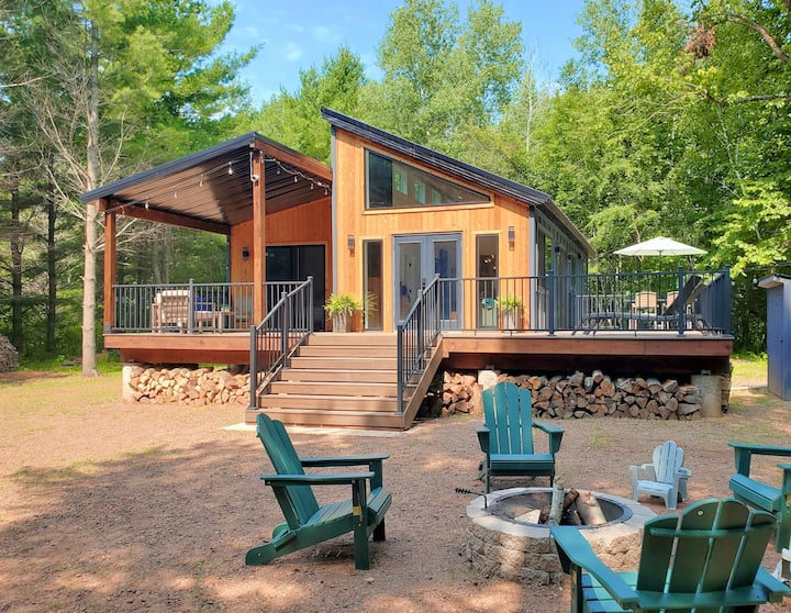 *New Build* Riverfront Modern Cabin - Governor Knowles State Forest, Grantsburg