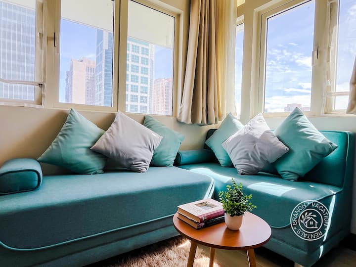 Modern Condo At Makati Free Pool Gym Massage Room - Makati City