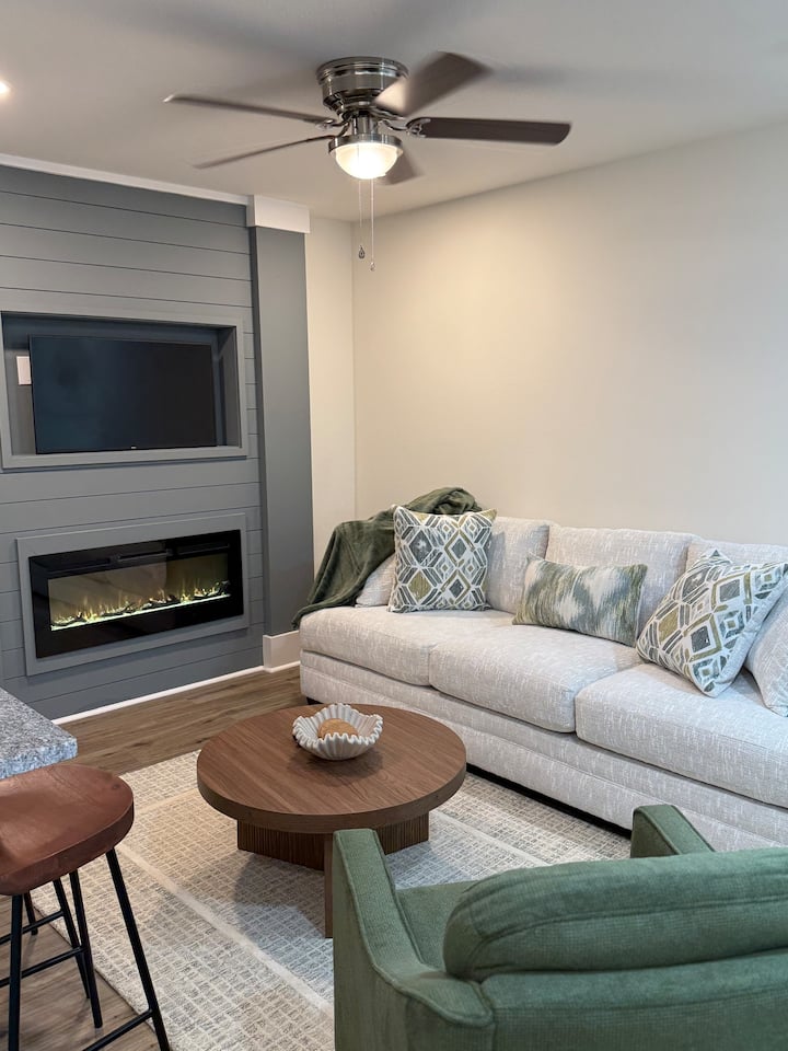 High End Hotel Style Townhouse 8 - Biloxi, MS