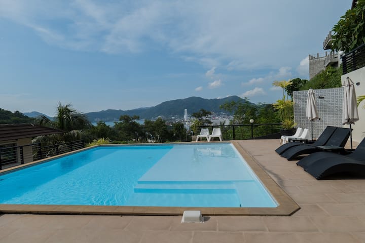 Patong Cliff Villa/ Party +Private +Sleep 26 - Thailandia