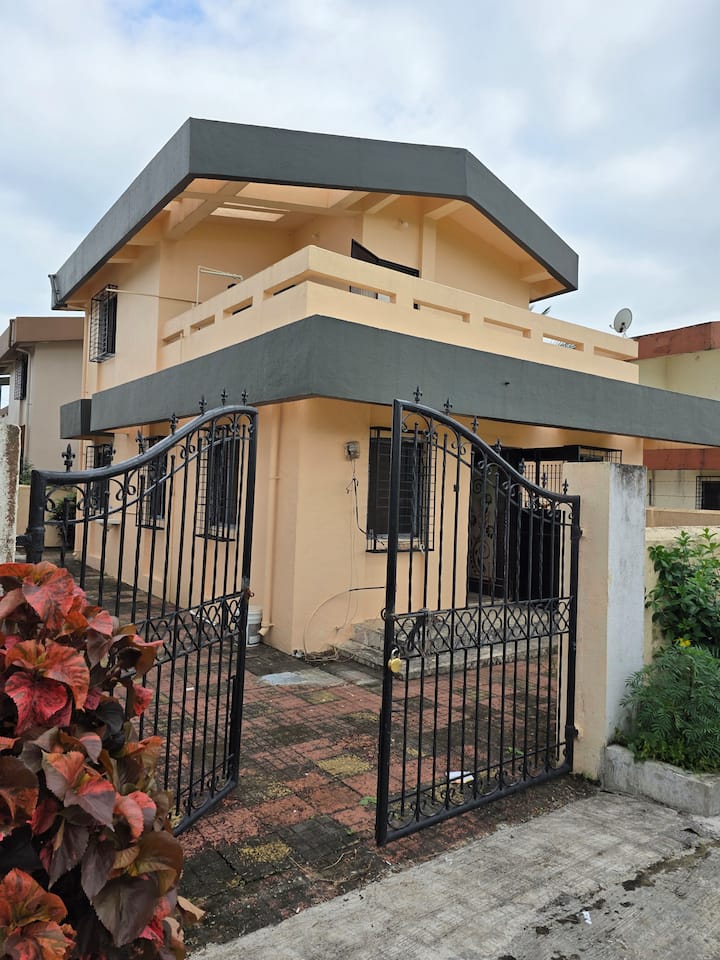 Villa With A Panaromic View Near Matheran - Karjat