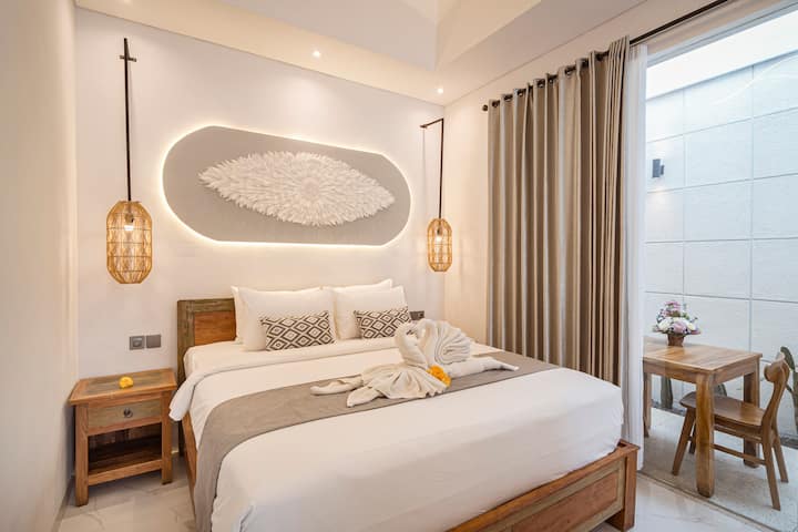 Villa For Couple / Honeymooner In Legian Kuta Bali - Seminyak