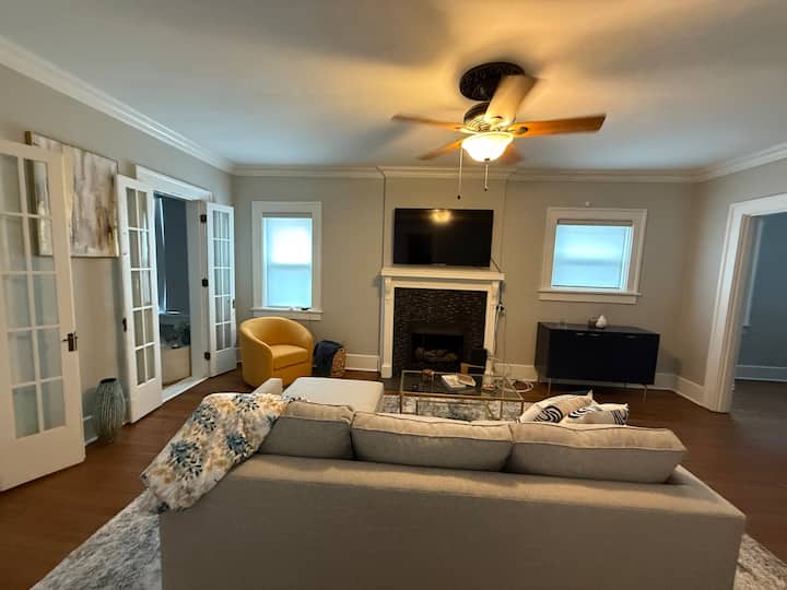 628 Lux - Marietta, OH