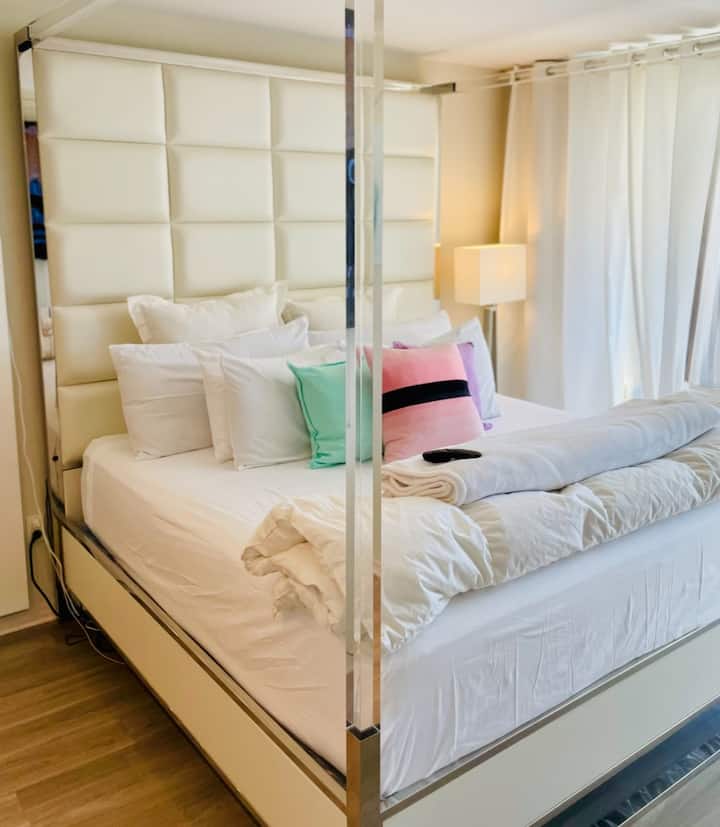 Beach Front Beauty - Santa Monica, CA