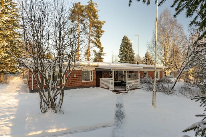 Spacious Home – Sauna & Cozy Traditional Grill Hut - Rovaniemi