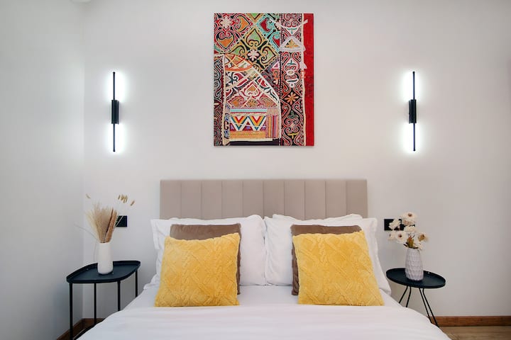 Золотая Юрта 2, Location Метро, Арбат - Kazakhstan