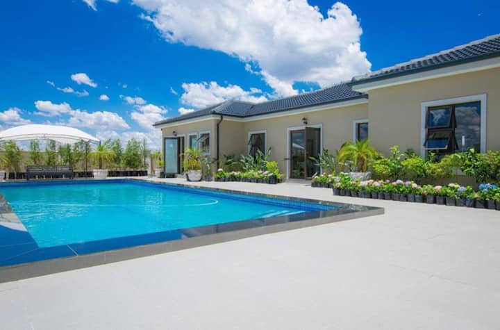 3-bed Home|pool|fast Wi-fi|secure Estate|midrand - Centurion