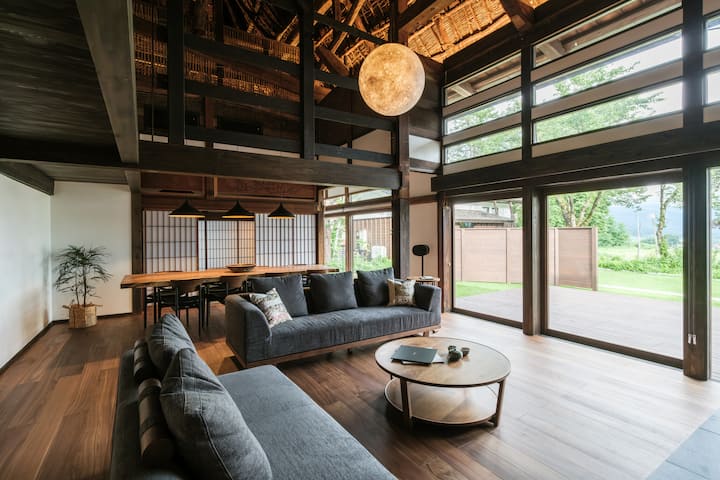 Historic Farmhouse - Togarinozawa Onsen - 野澤溫泉村