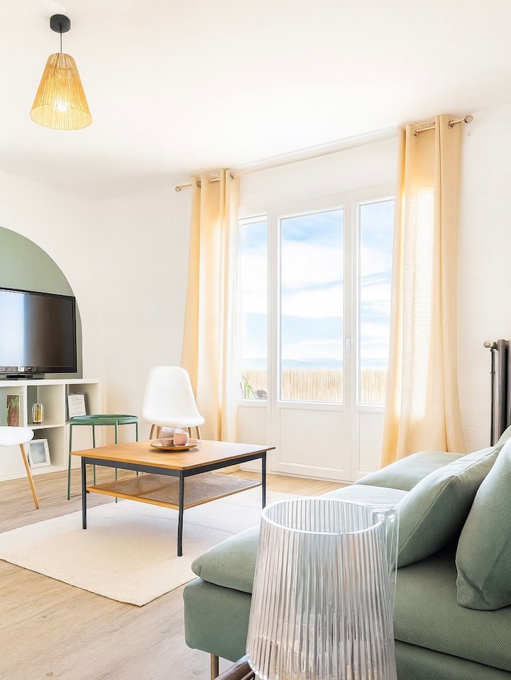 Proche Gare, Balcon, Parking | Convivial & Calme - ibis Styles Roanne Centre Gare