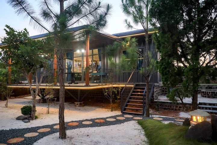 Villa Sân Vườn Nhật Bên Rừng Thông - Lộc Thắng