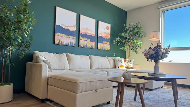 West Hollywood Cozy 1br | Free Parking, Pool & Gym - Los Angeles