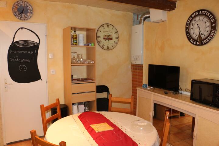 Appartement Centre Ville De Pierrelatte - Pierrelatte