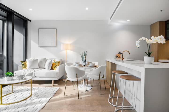 Luxurious 2br Apt In The Heart Of The Cbd + Gym - Australia