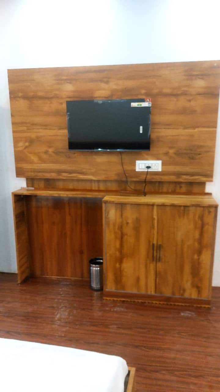 Deluxe Non- Ac New View Inn - Mughalsarai