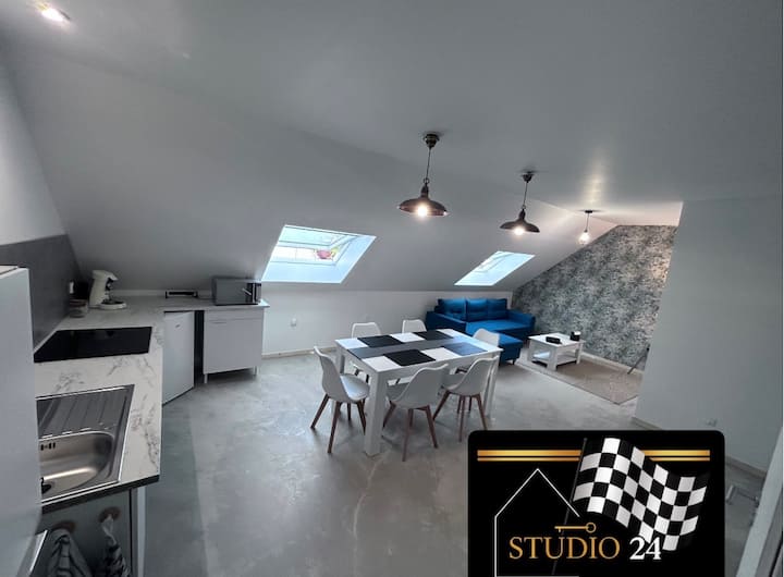 Studio Meublé 2 Chambres 6 Couchages. - Le Mans