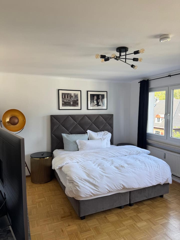 Chic Studio In Dusseldorf Grafenberg - Düsseldorf