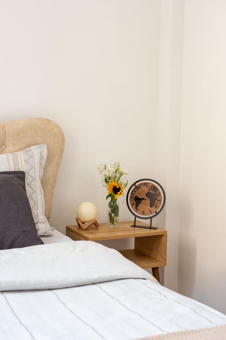 Spacious Home For 8, Perfect For Groups & Families - Istanbul