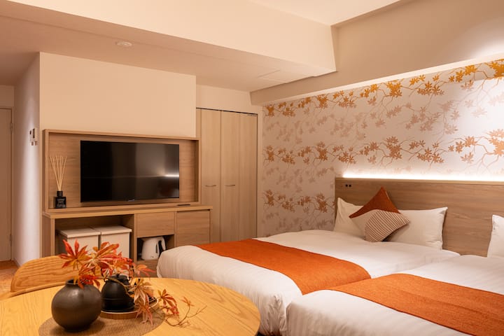 【Hotel Toki 季】2double Bed + Sofa Bed Room - 우에노