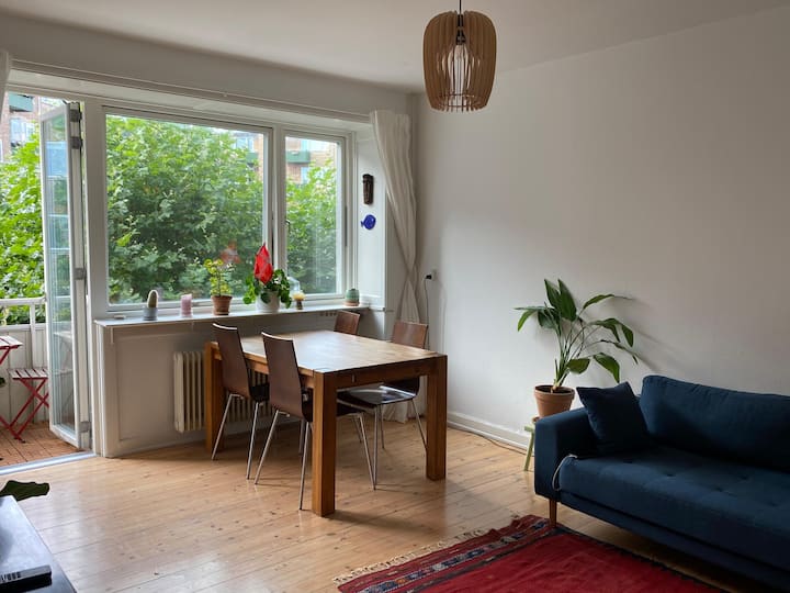 Bright And Airy Apartment In A Calm Neighborhood - Copenhaguen