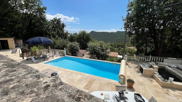 Villa La Vie En Rose - 4 Self-contained Flats - Fréjus