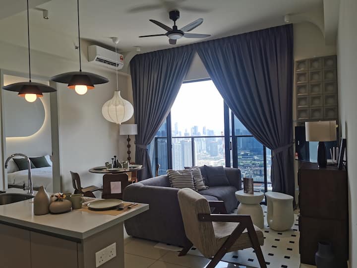 Trion-kl. Retrostyle Stay.7pax Neartrx.klcc View - Kuala Lumpur