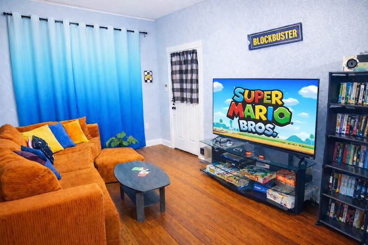 Saved By The 90s | Vhs + Hot Tub & Chill - San Antonio, TX