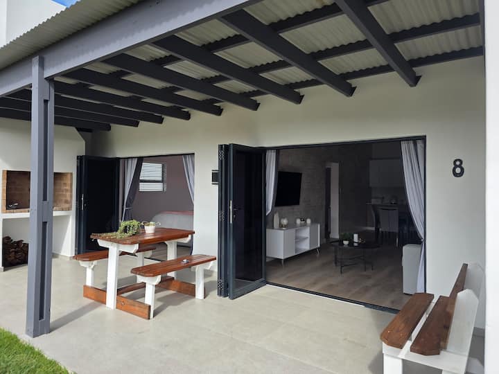 Natures Retreat -Black Eagle's Rest Unit 8 - Langebaan