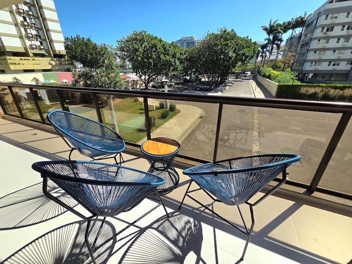 200 Metros Da Praia / Reformado - Rio de Janeiro