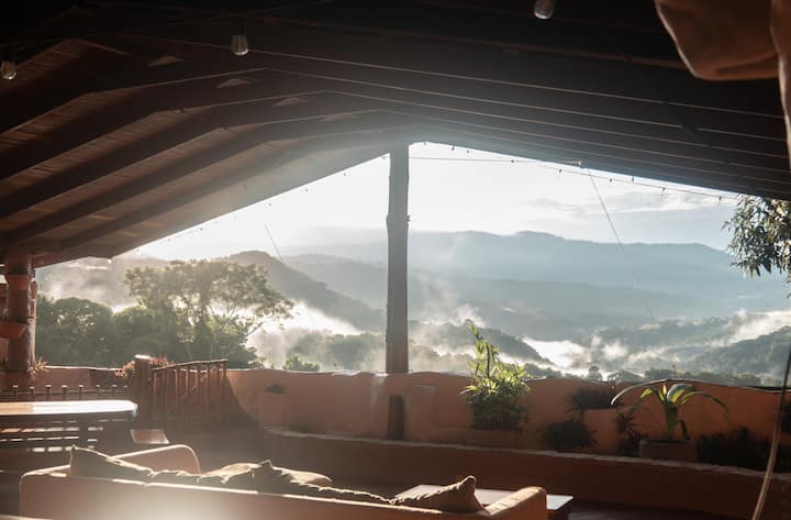 Rustic Luxury Jungle Home -Pool -Views (Sleeps 22) - Costa Rica