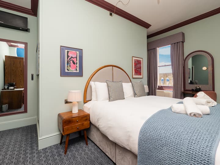 Super Central Room In The Heart Of Bath - Bath