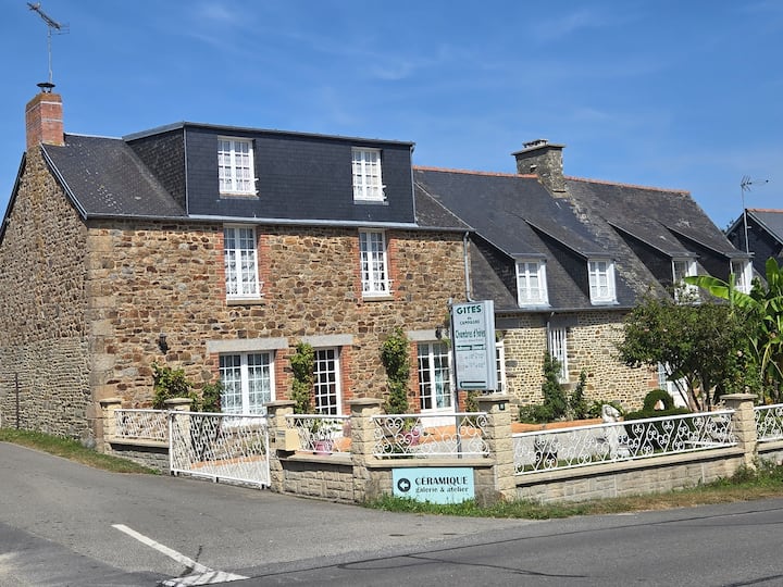 Maison D’hotes De 4 à 6 Personnes - Avranches