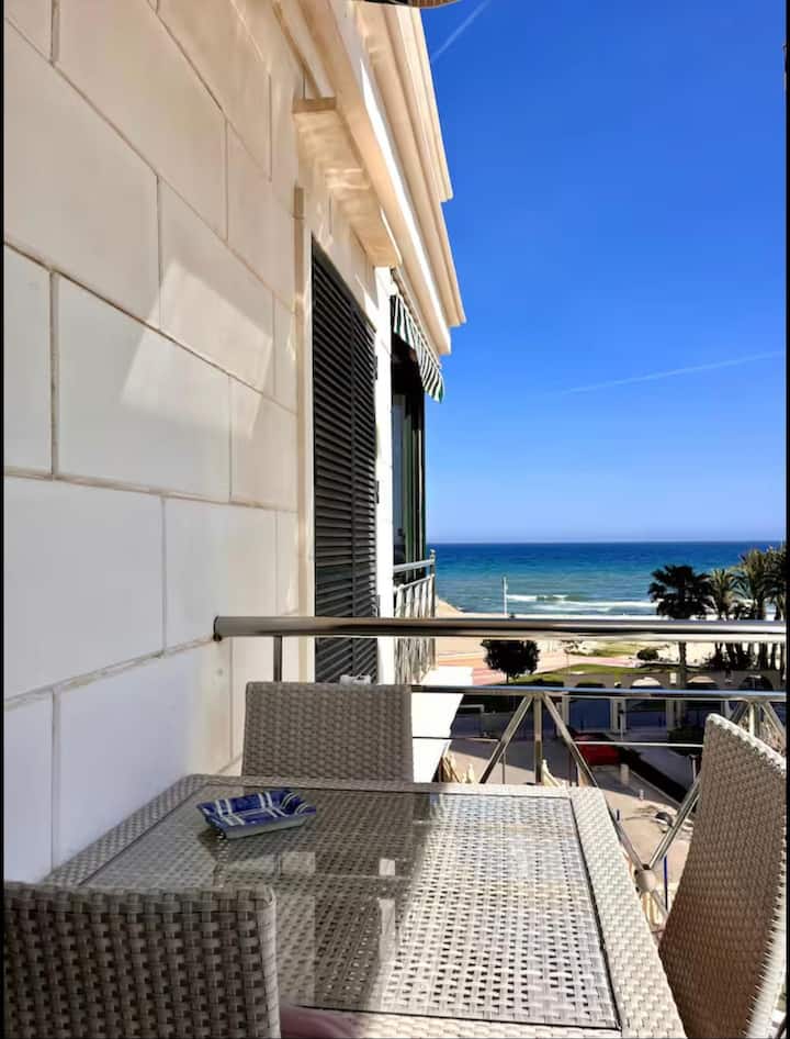 Bonito Apartamento En La Orilla Del Mar - El Campello