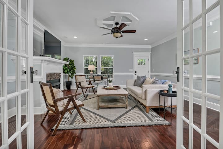 The Palmetto Pad - Walk To Dining & Shops - Columbia, SC