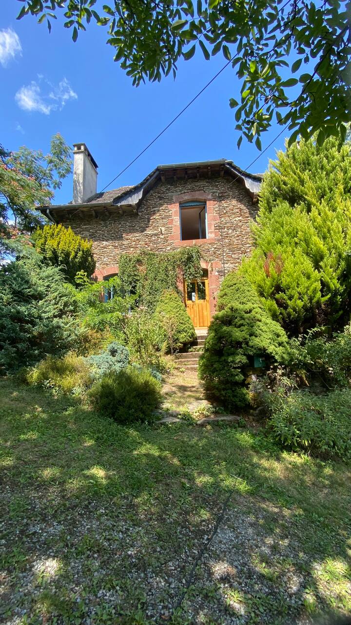 Chambre; Kamer La Vie Met Ontbijt, Zwembad - Conques