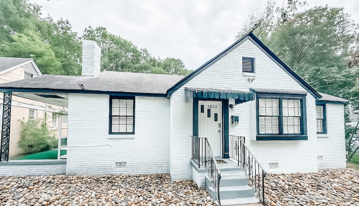 Grand Stay On Gorgas! 4br/2ba Large & Comfortable! - Montgomery, AL