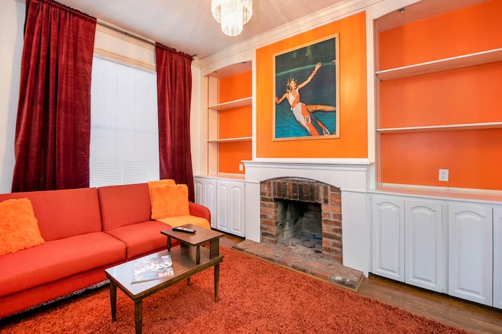 Stylish 70s Throwback 1bed Apt In German Village - Columbus, OH
