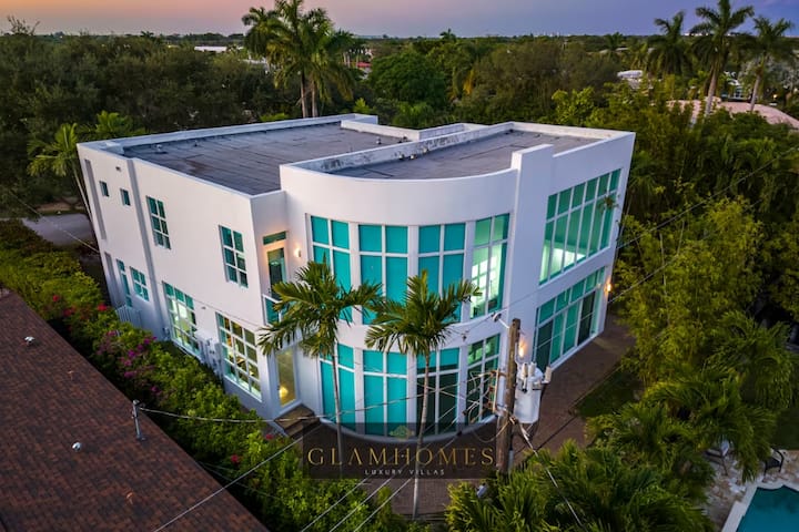 New Construction 2 Story Villa/jacuzzi/pool Luxury - Fort Lauderdale