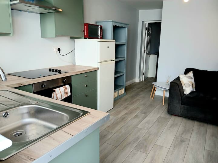 Short Term Let, Self-contained 1-bed Apt Kildare - Kildare