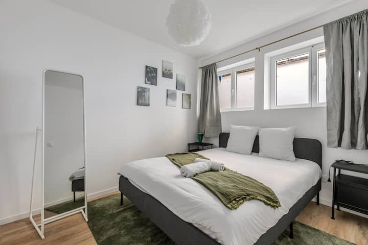 Rdc - Proche Gare + Petit Jardin - Schiltigheim