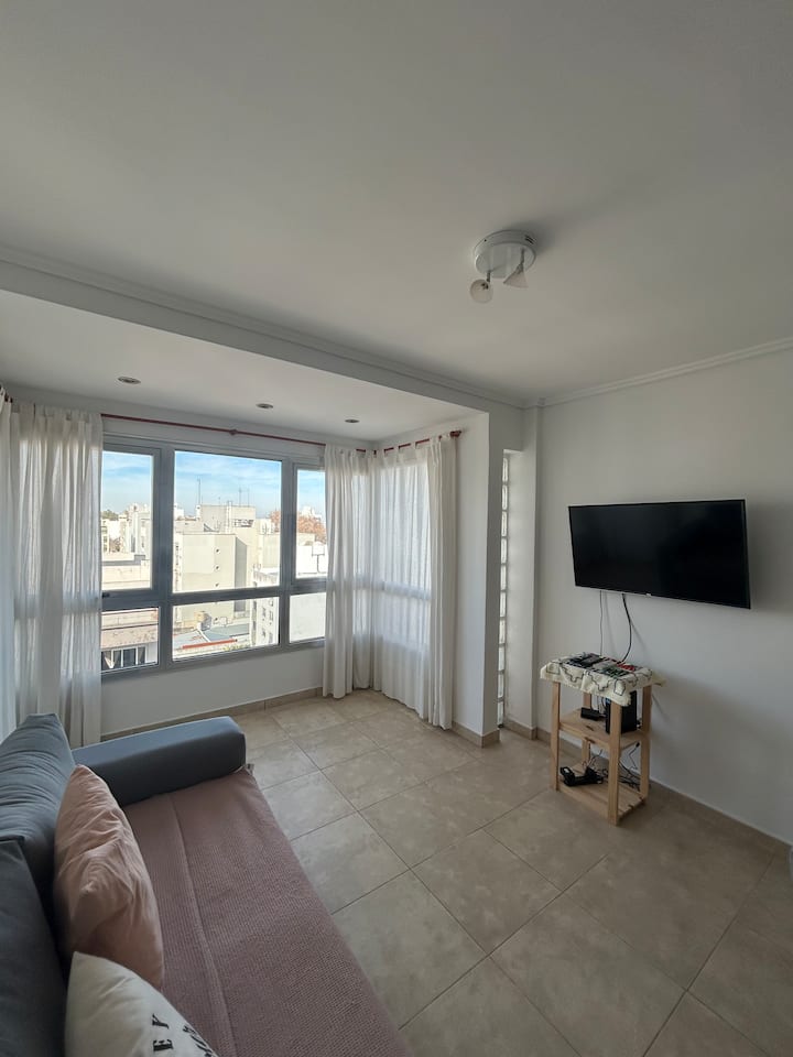 Departamento Amoblado De Dos Dormitorios - La Plata