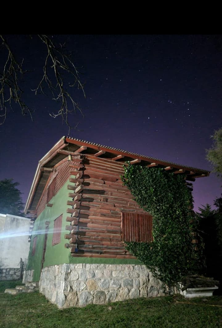 Espacio Aventurina - La Falda