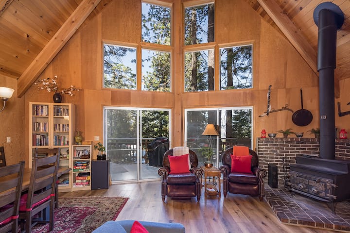 Yosemite Vista In The Park Pet Friendly Cabin - Yosemite Valley, CA