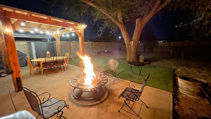 Airport And Relax Backyard - Albuquerque, NM