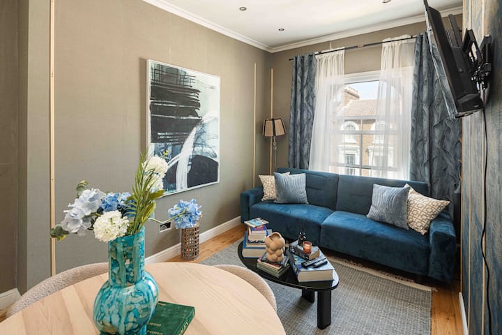 Beautiful 2 Bedroom Duplex For 6 Guests - 