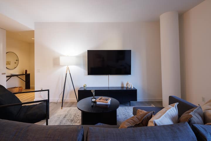 Elegant Nyc Haven | Walk To Broadway & Dinning! - Ridgewood - Queens NY