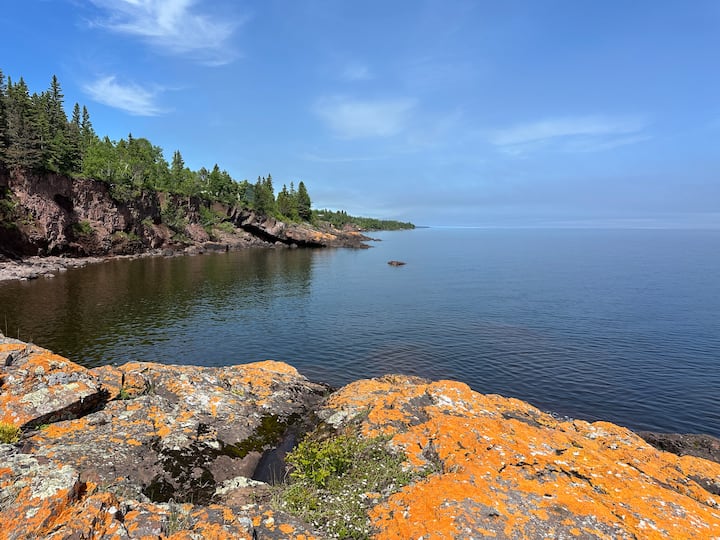 Blue Water Escape At Gull Harbor On Lake Superior - Temperance River State Park, Schroeder
