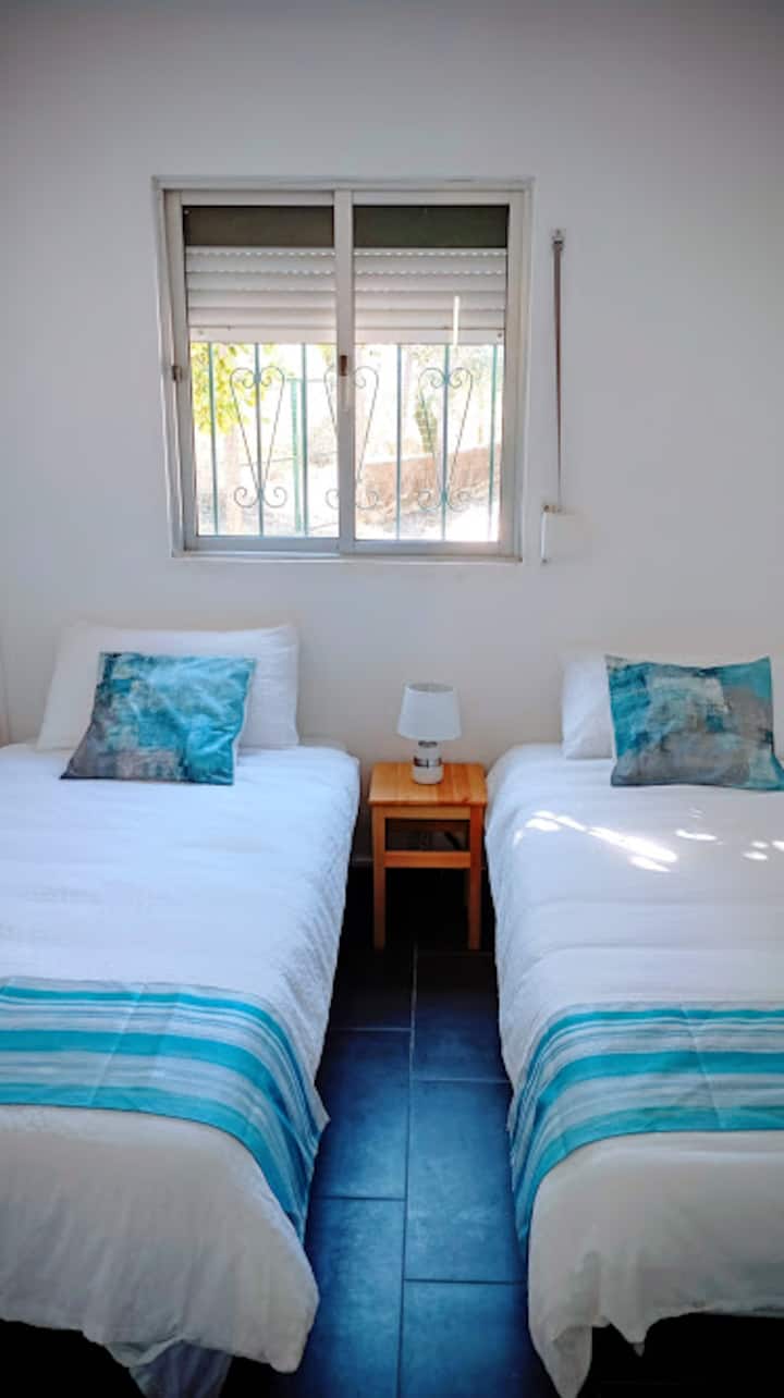 Cottage To Rent, Newly Renovated. - Castelo