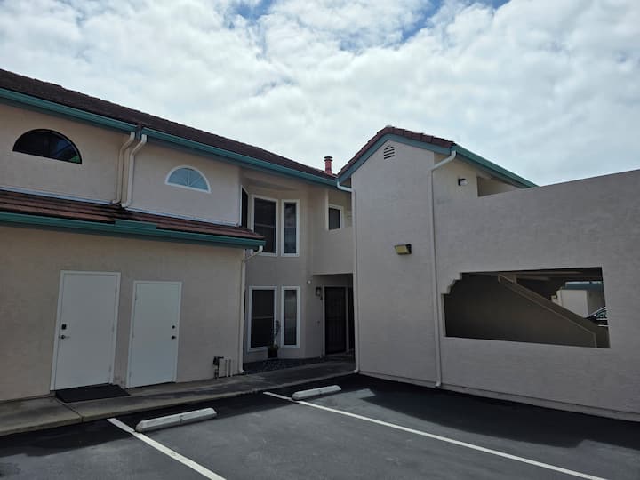 Home Downtown Carlsbad Close The Beach - Carlsbad State Beach, CA